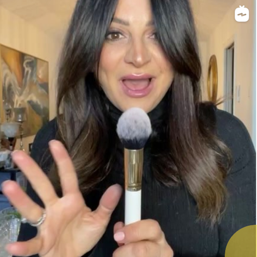 How to Use Your Vicky Mina Makeup Brushes
